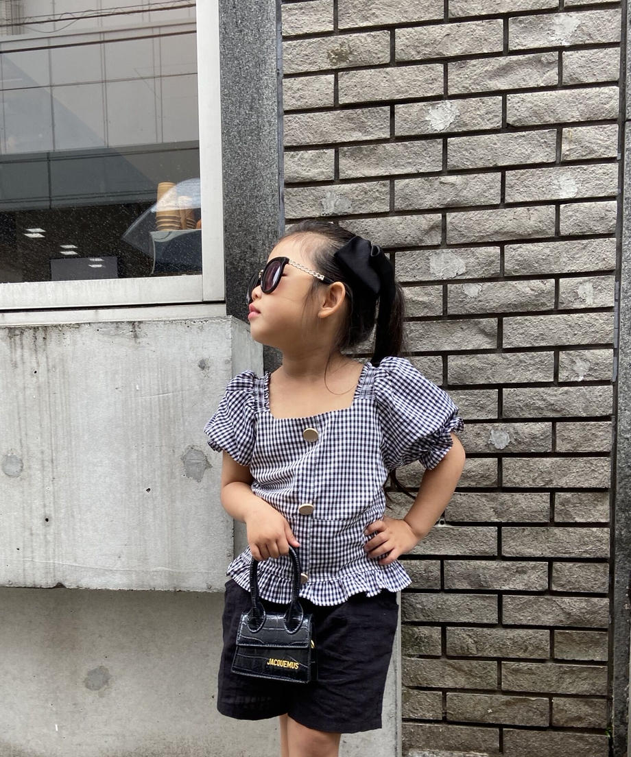 Gingham check setup | LARMOON