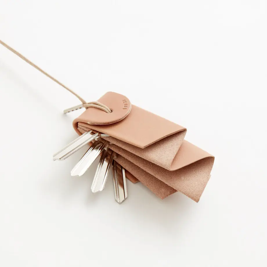 AURORA KEY HOLDER（9 colors） | i ro se Official...
