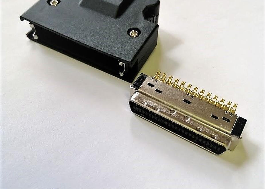 MR-J3CN1 三菱ACサーボ用 コネクタセット(本体:10150-3000PE/フード:1...