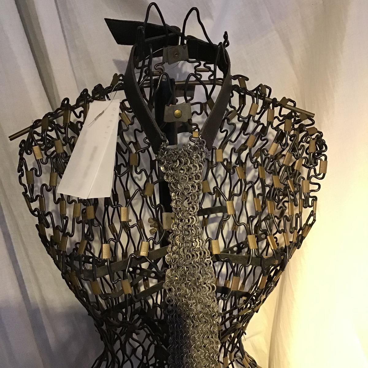 210310005 Deepti Barth | AL