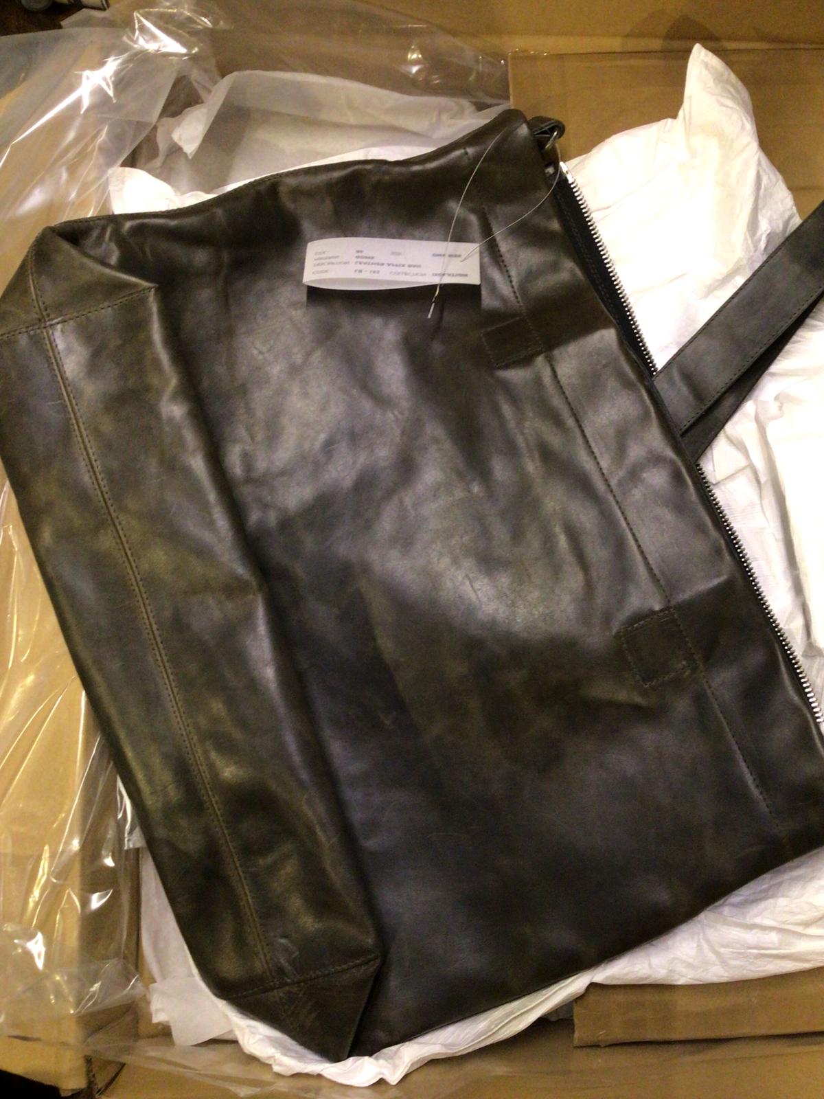 220419003r Deepti Barth | AL