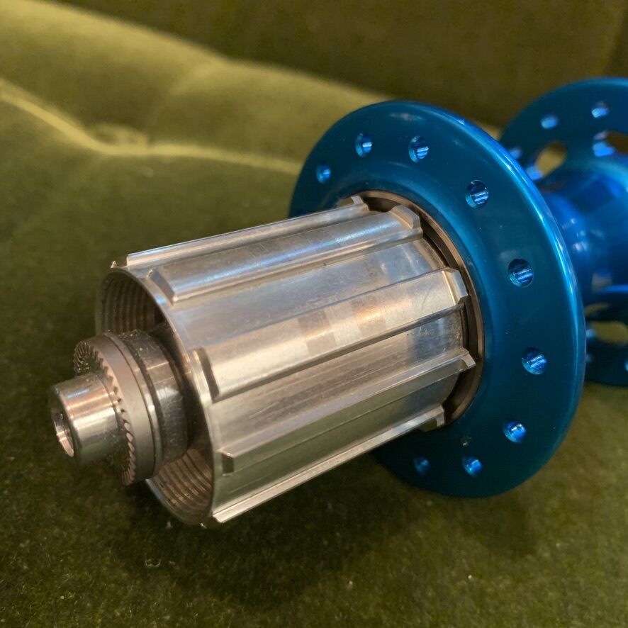 CHRIS KING R45 Turquoise 28H | ANDBICYCLE