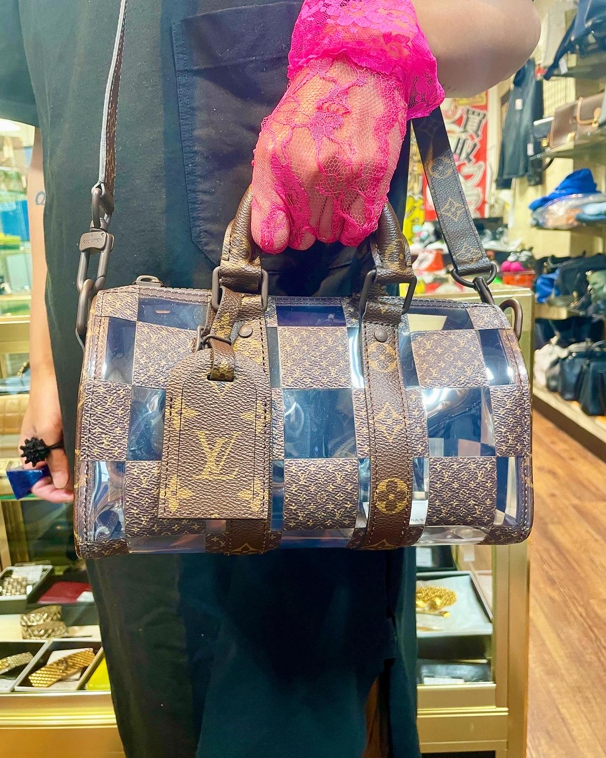 ALERT 🚨 New stock LV Keepall Bandouliere 25 bag...