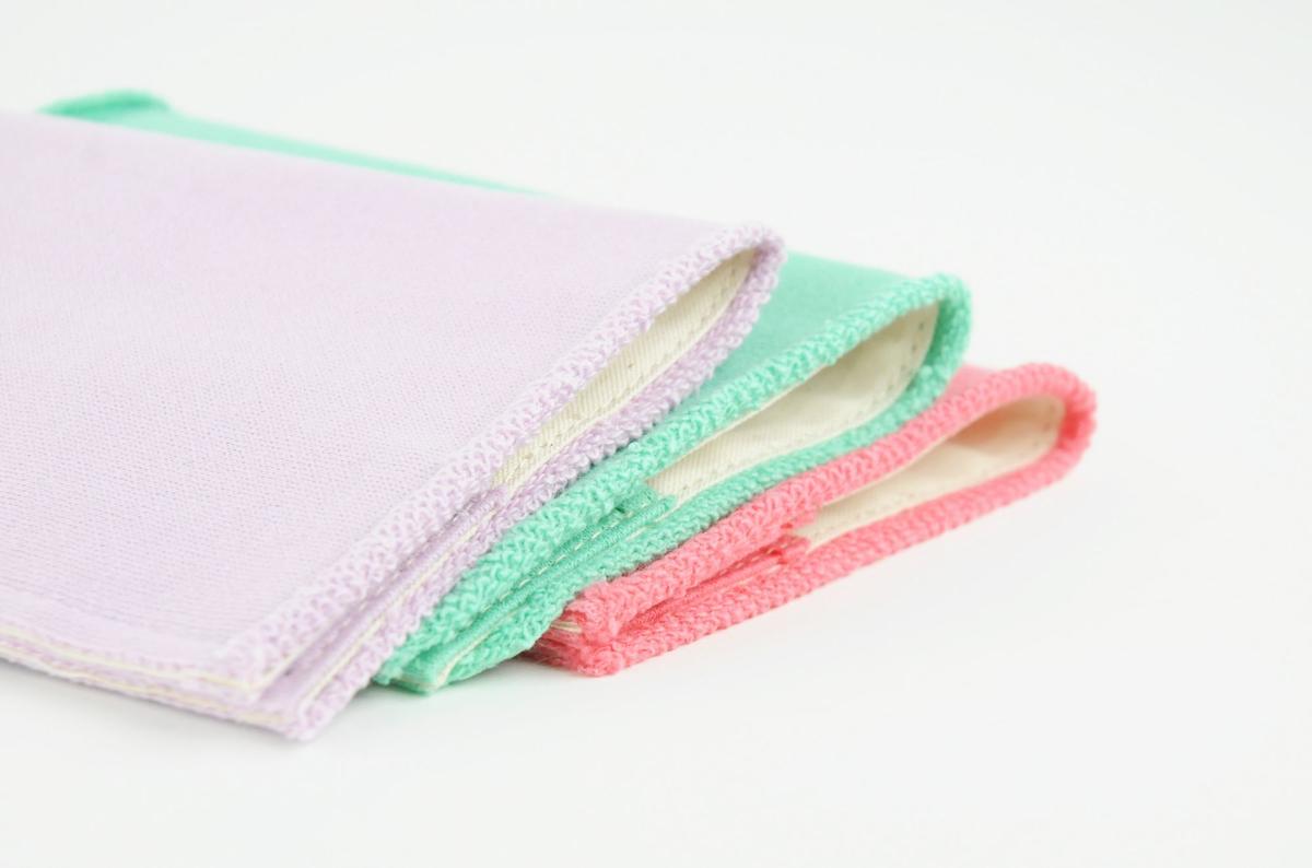 SWEAT BOOK COVER | BIBLIOPHILIC