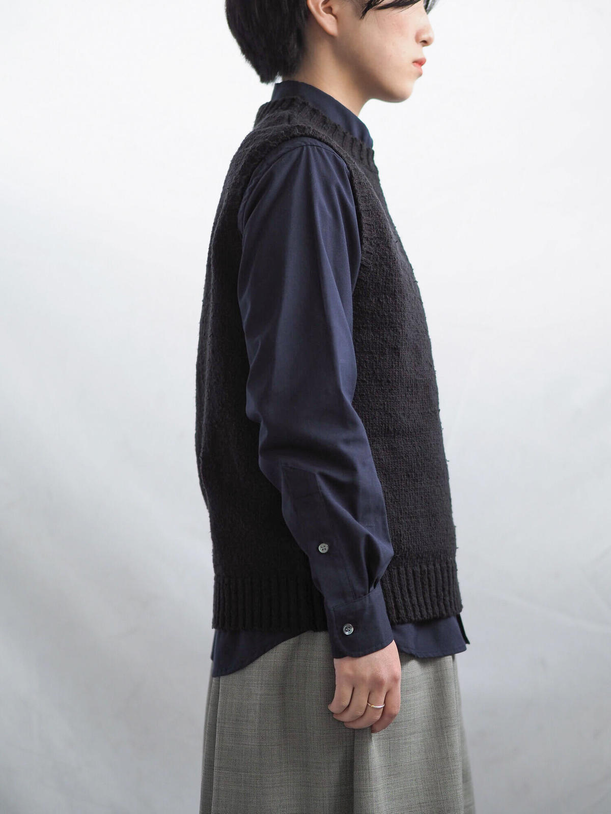 ガラ紡ニットベスト KTG-002 [ コットン ] | 新見本工場 オンラインストア