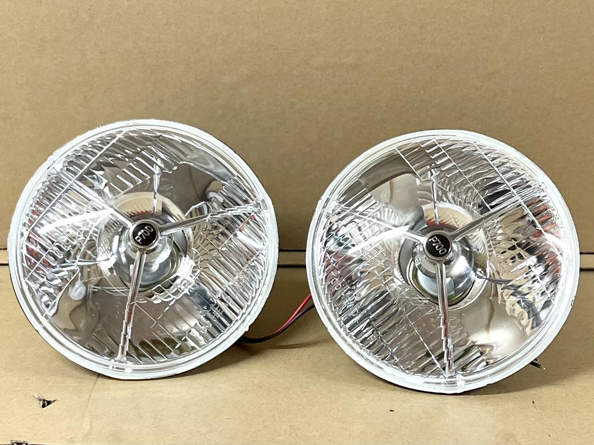 P700 H4 HEADLIGHT SET | Car Dept. ONLINE