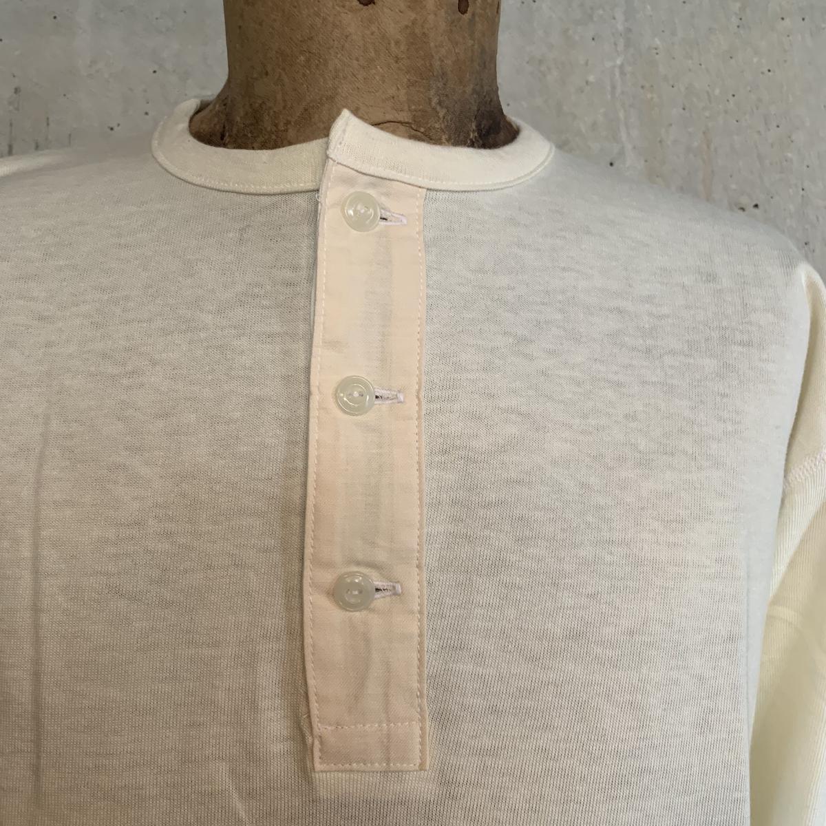 RAGTIME BANDED NECK LONG SLEEVE | DYNAMITEHAREM