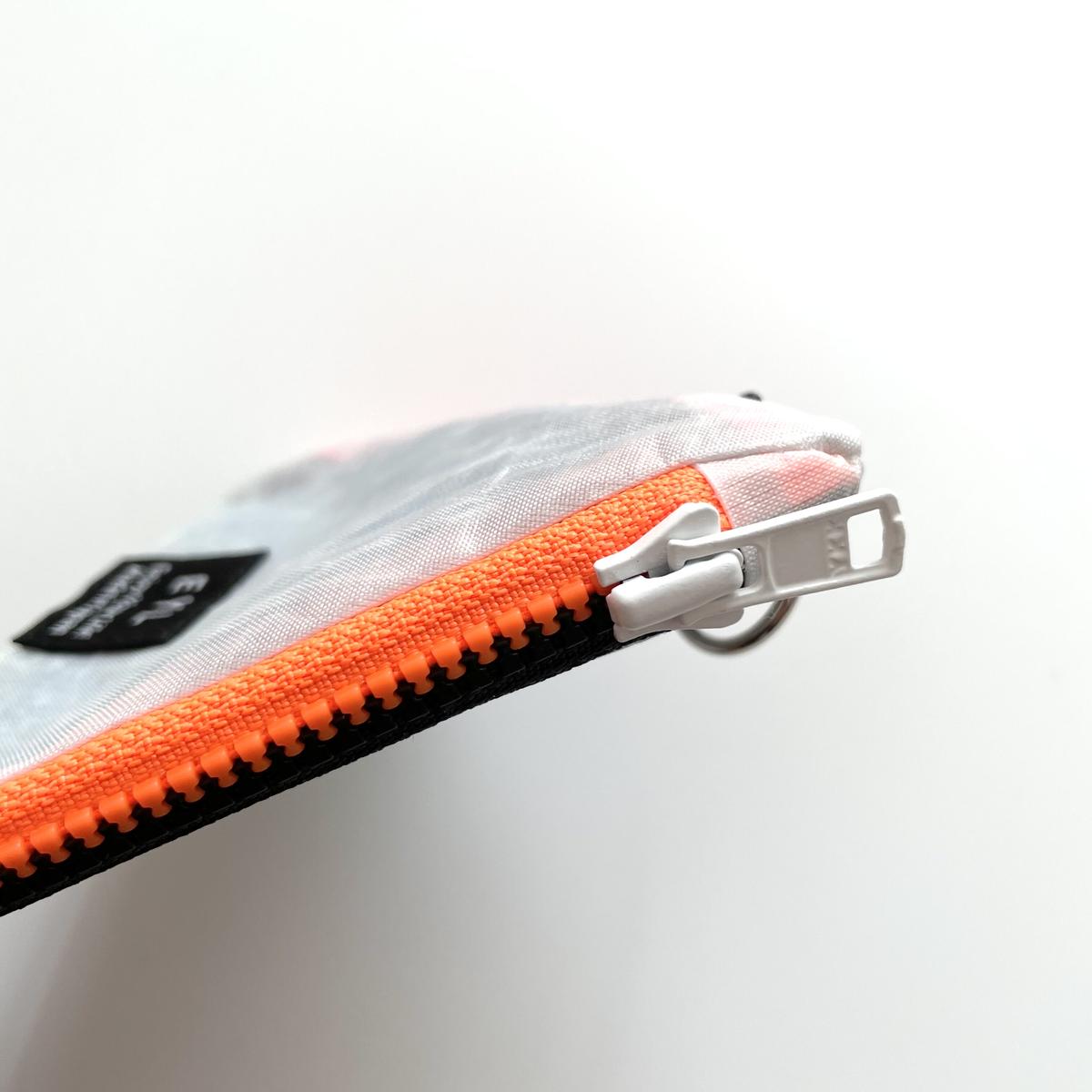 EYL coin purse DCF Hybrid White | EYL Online Store