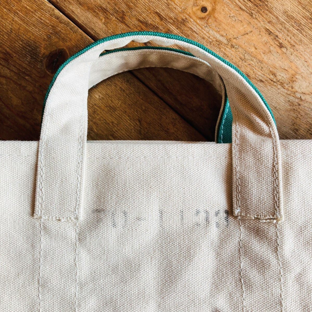 C.R.DANIELS DANDUX SHORT HANDLE TOTE BAG | FARM...