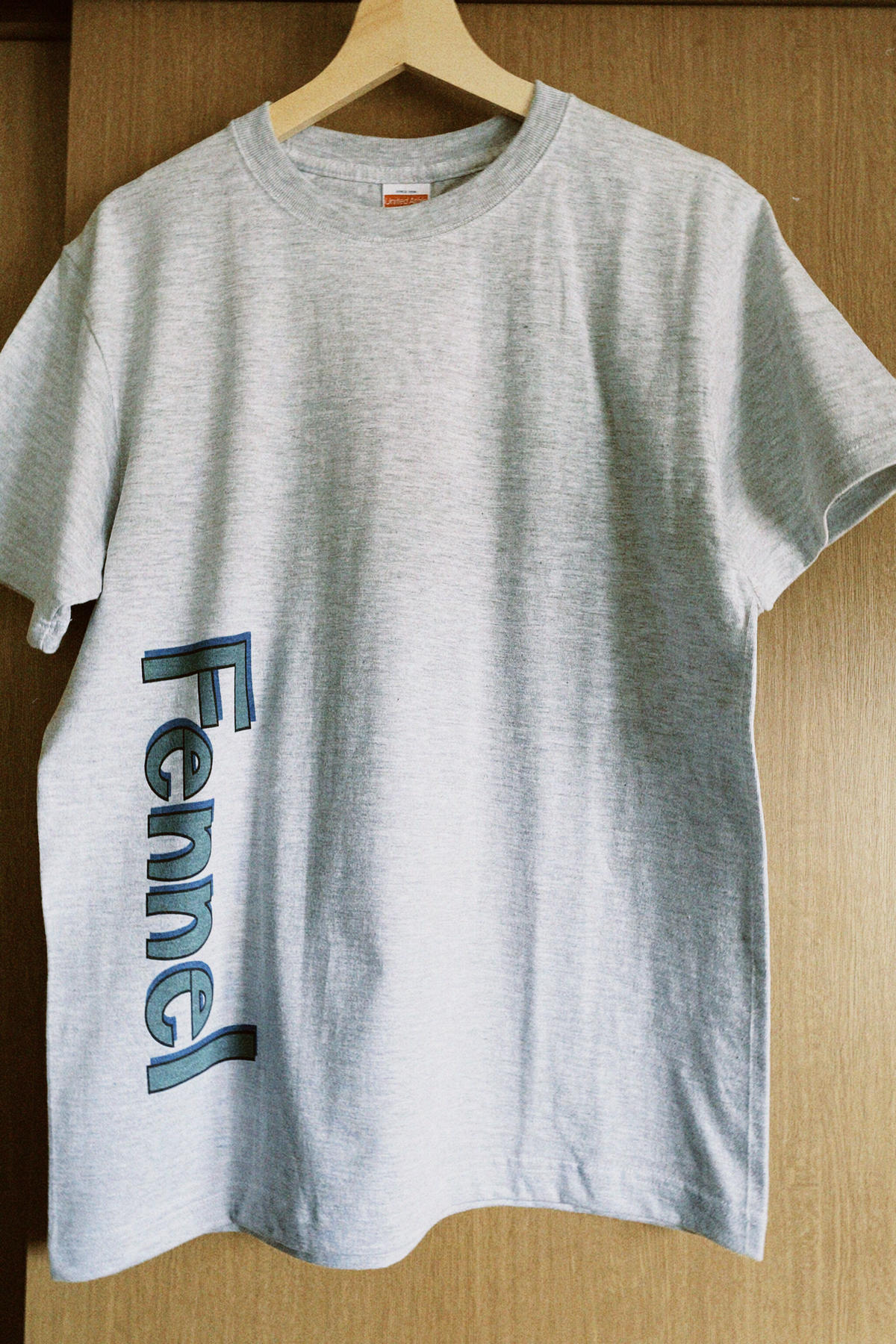 FennelロゴTシャツ(アッシュ) | Fennel's STORE