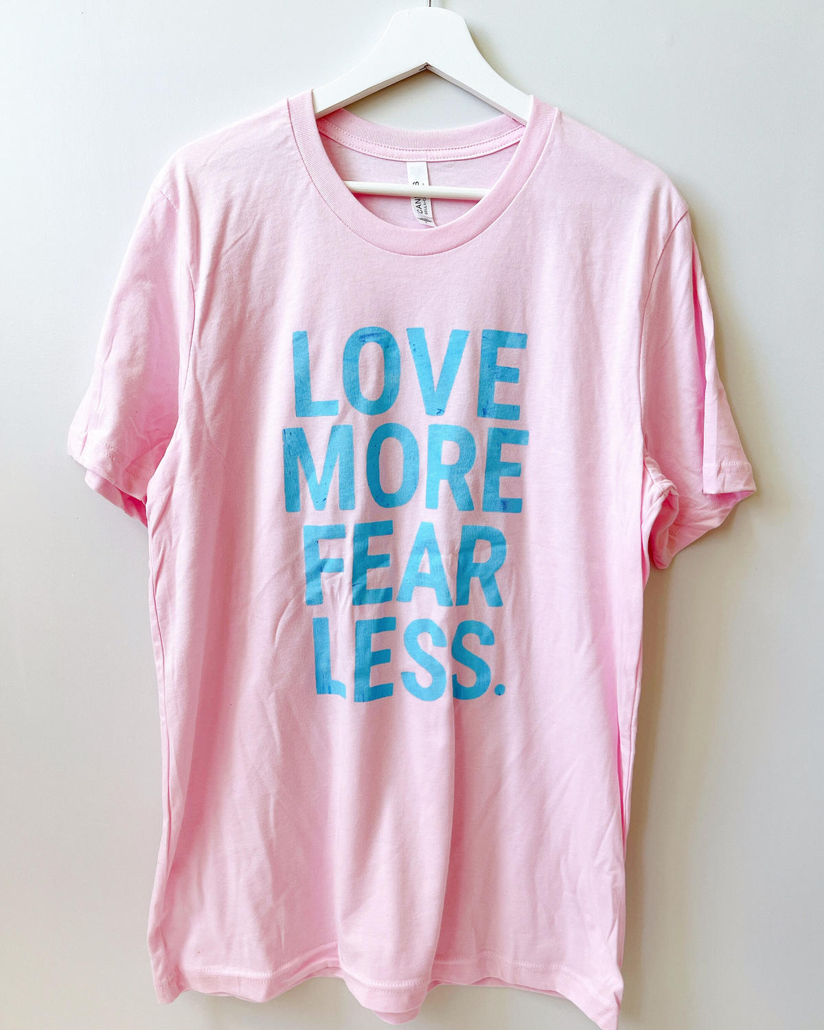T-shirt「LOVE MORE FEAR LESS」（Pink&size L） | ELI...
