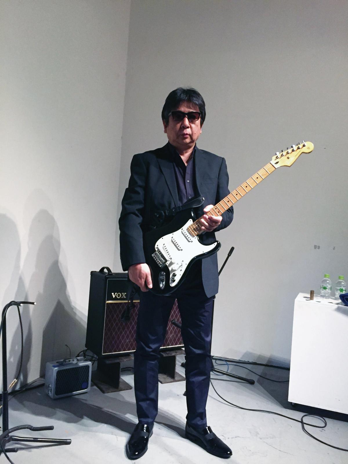 The Music Goes On Shinya Oe solo live at galler...