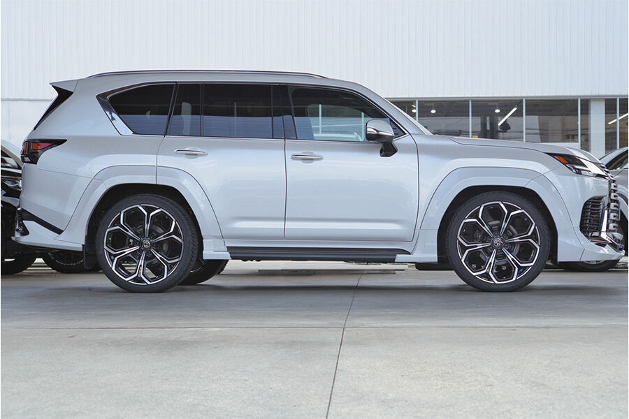 LEXUS LX600 オーバーフェンダー ダブルエイト | GMG ONLINE SHOP