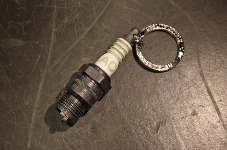 Old Stock "AC" Spark Plugs Remake Keyring | So ...