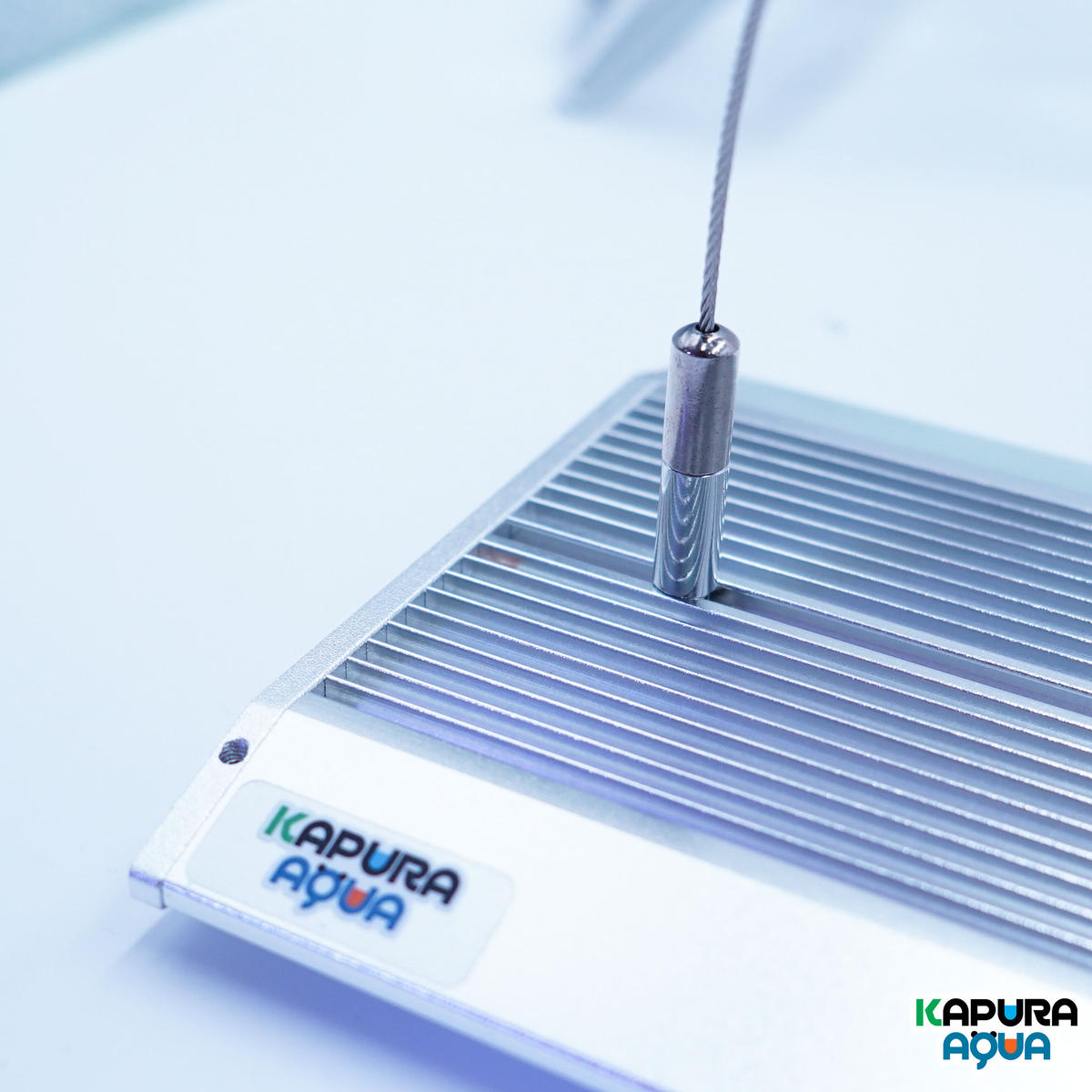 AQUA FLARE UVA M900 RGBⅡ（ワイヤー、スタンド、シェード付き） | アク...