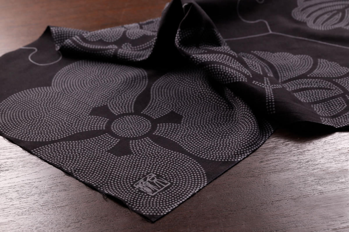 呂色 | 五大家紋手ぬぐい かまわぬ製 | kyogen-kamon