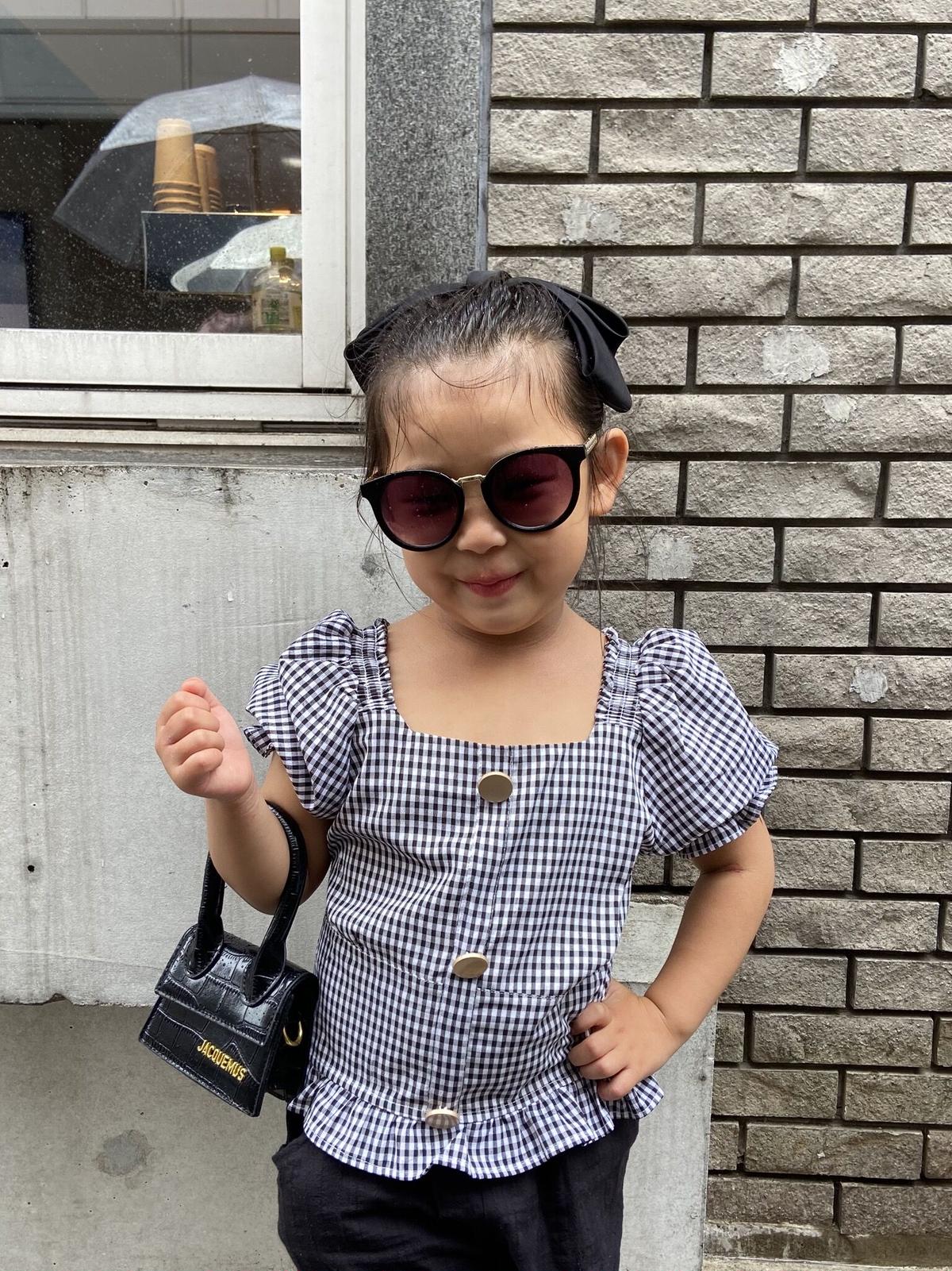 Gingham check setup | LARMOON