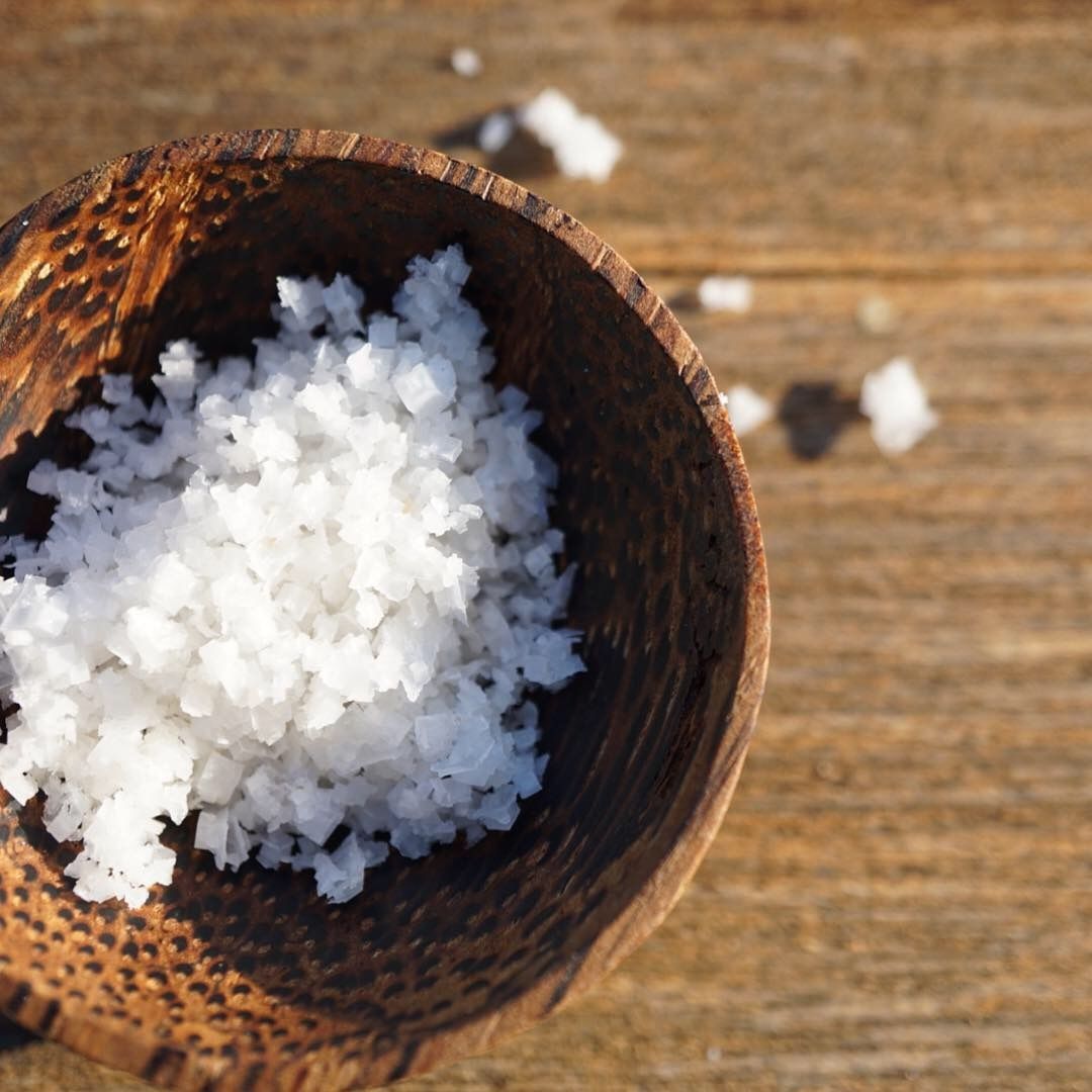 TEJAKULA バリ島の完全天日塩【あらじお】詰め替えパック500g | TEJAKULA-...