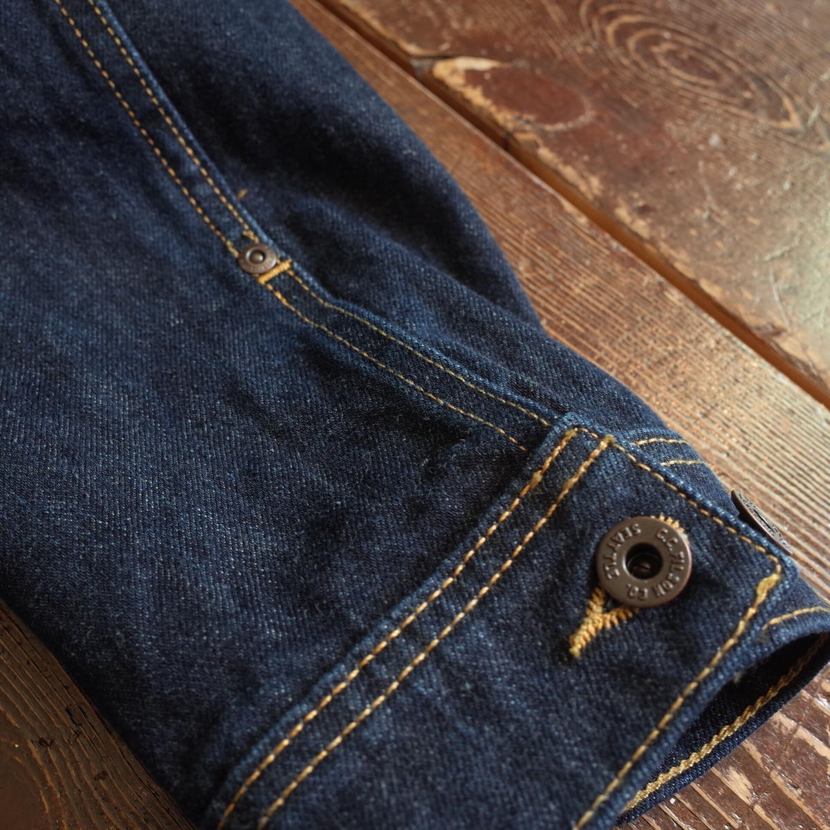 FILSON "OUTLET" UNLINED DENIM SHORT CRUISER J...