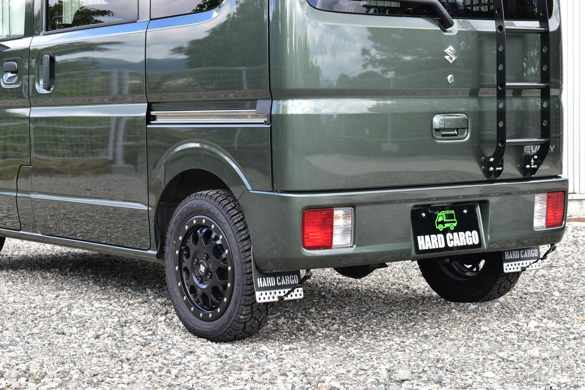 バンシリーズ マッドフラップ（アトレーS700系、エブリイ用DA17系） | HARD CAR...