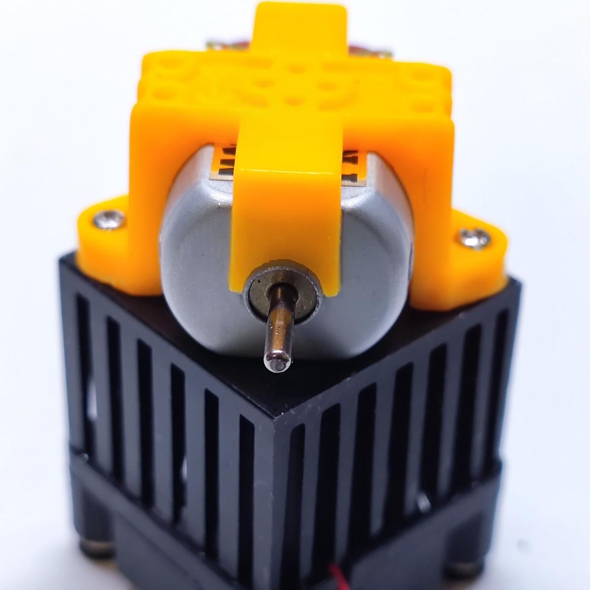 【M-COOLER V2】モーター慣らし ベース ヒートシンク&ファン&モーターベース | m...