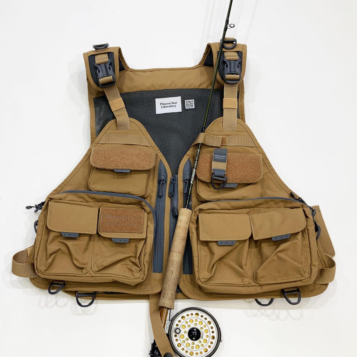 high-spec 3way trout vest COYOTE | Minowa Vest ...