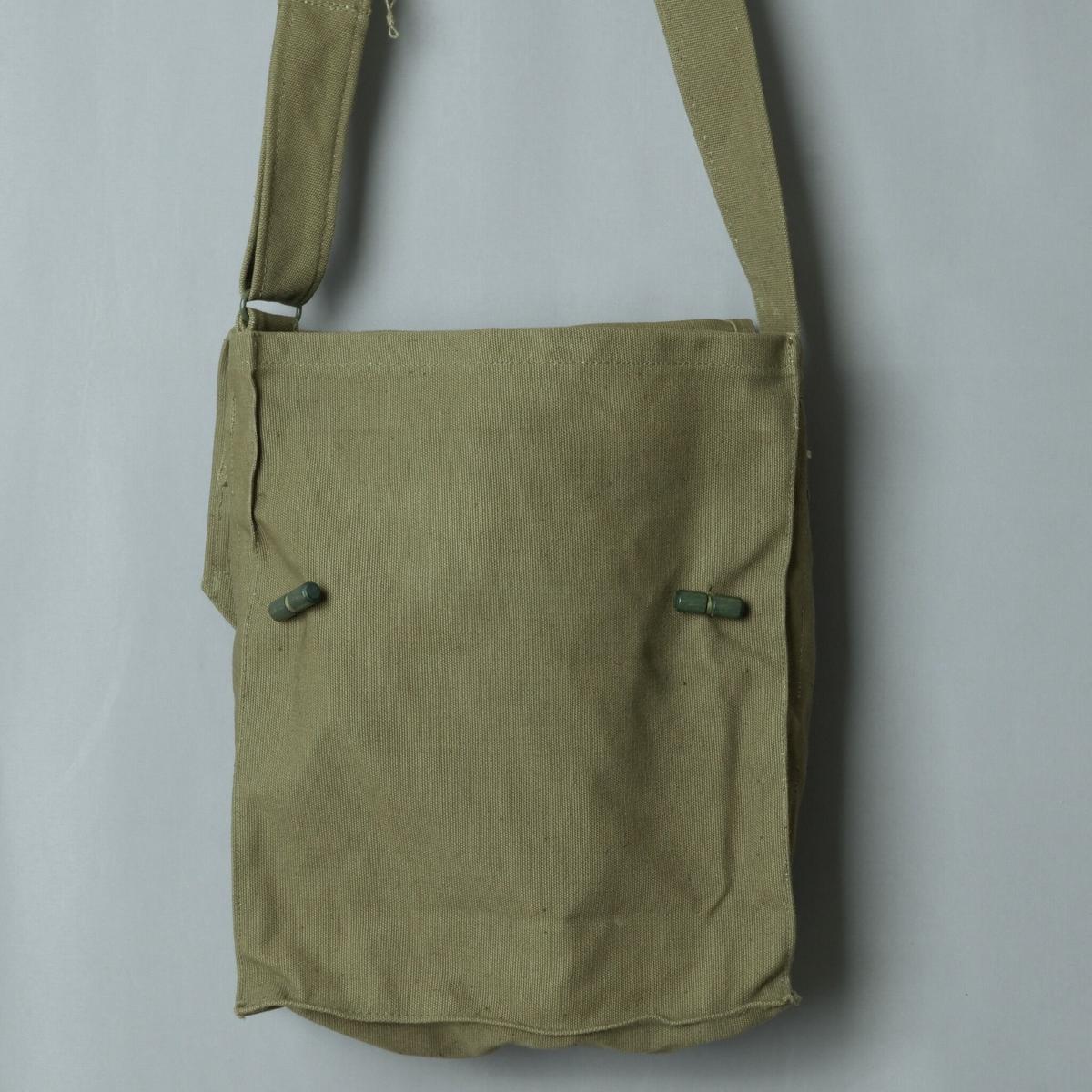 Czech army bread bag 1959 | 森の古物店 野屋