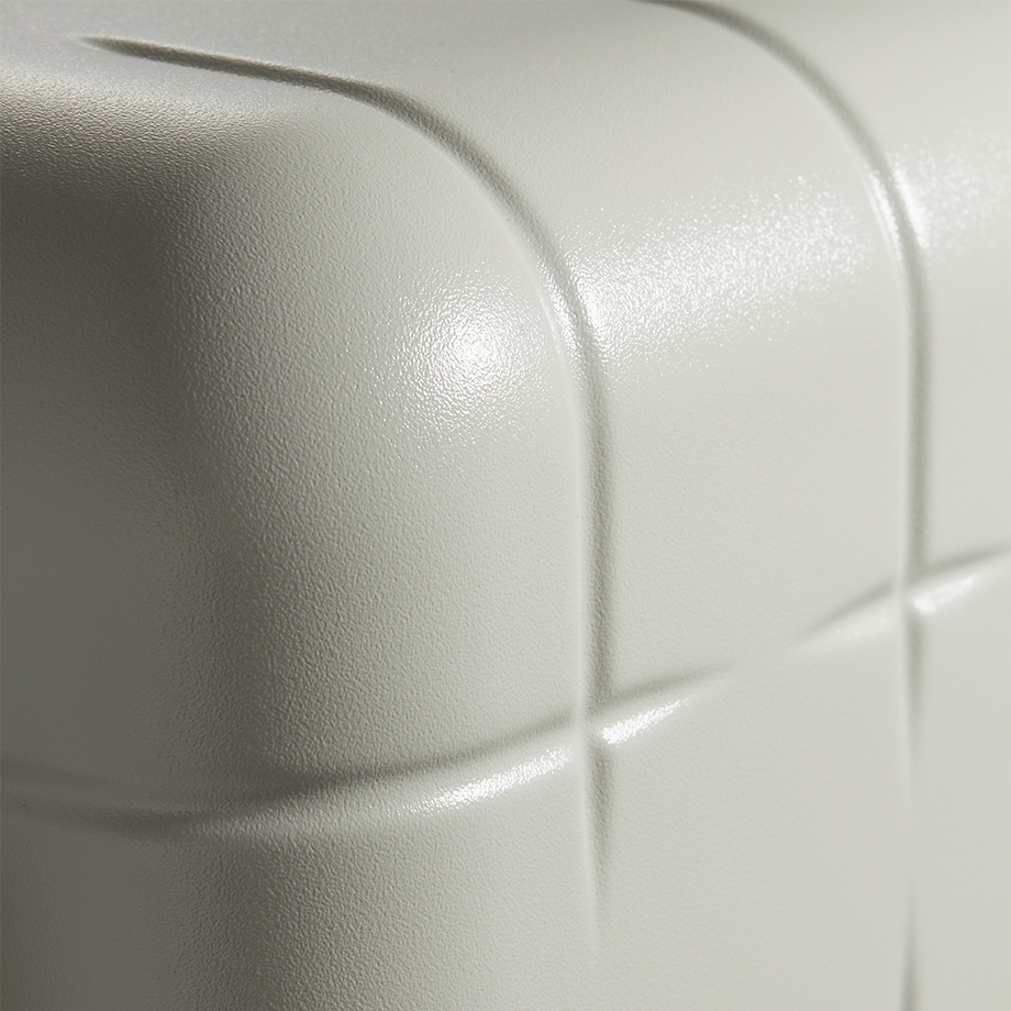 Proteca 360 / suitcase 33L | nendo house