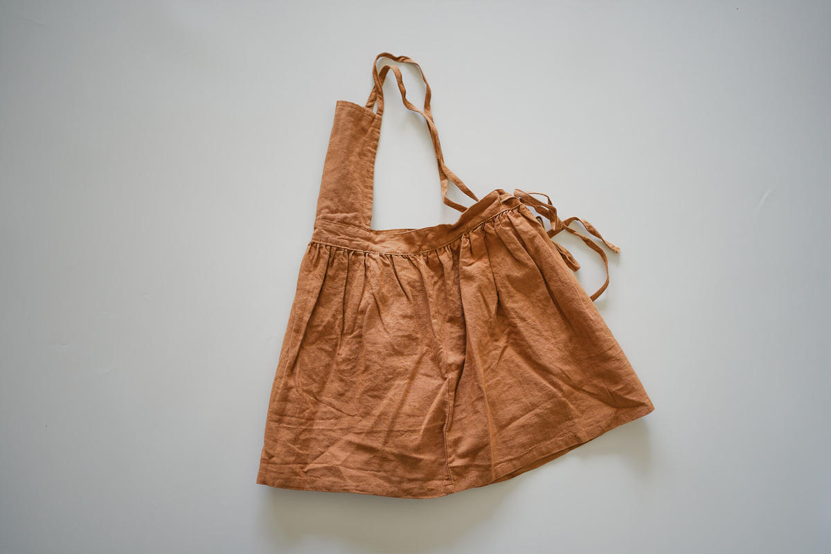 natural apron one-piece (2314) | nikomake