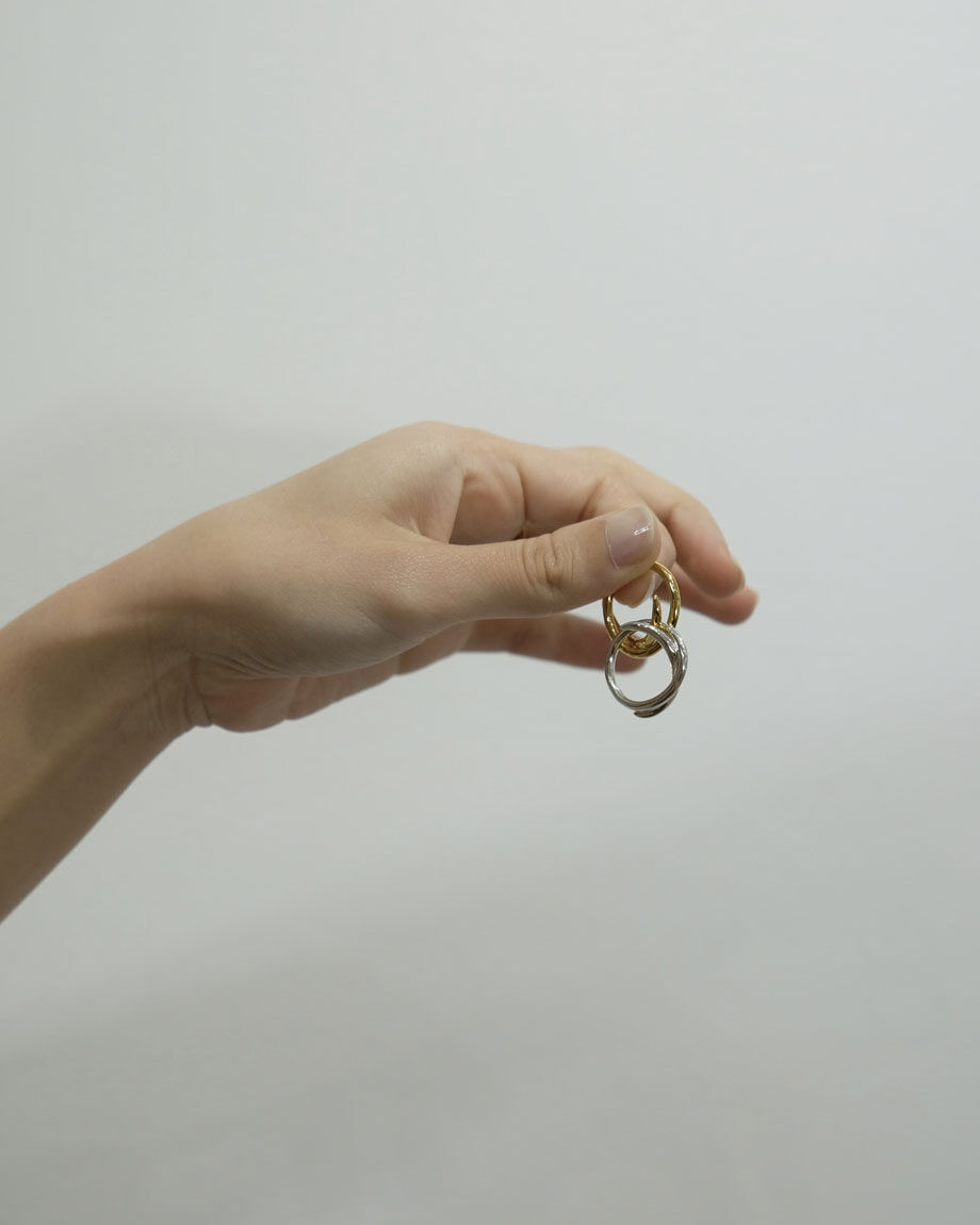 undulation ring................ gold | REE