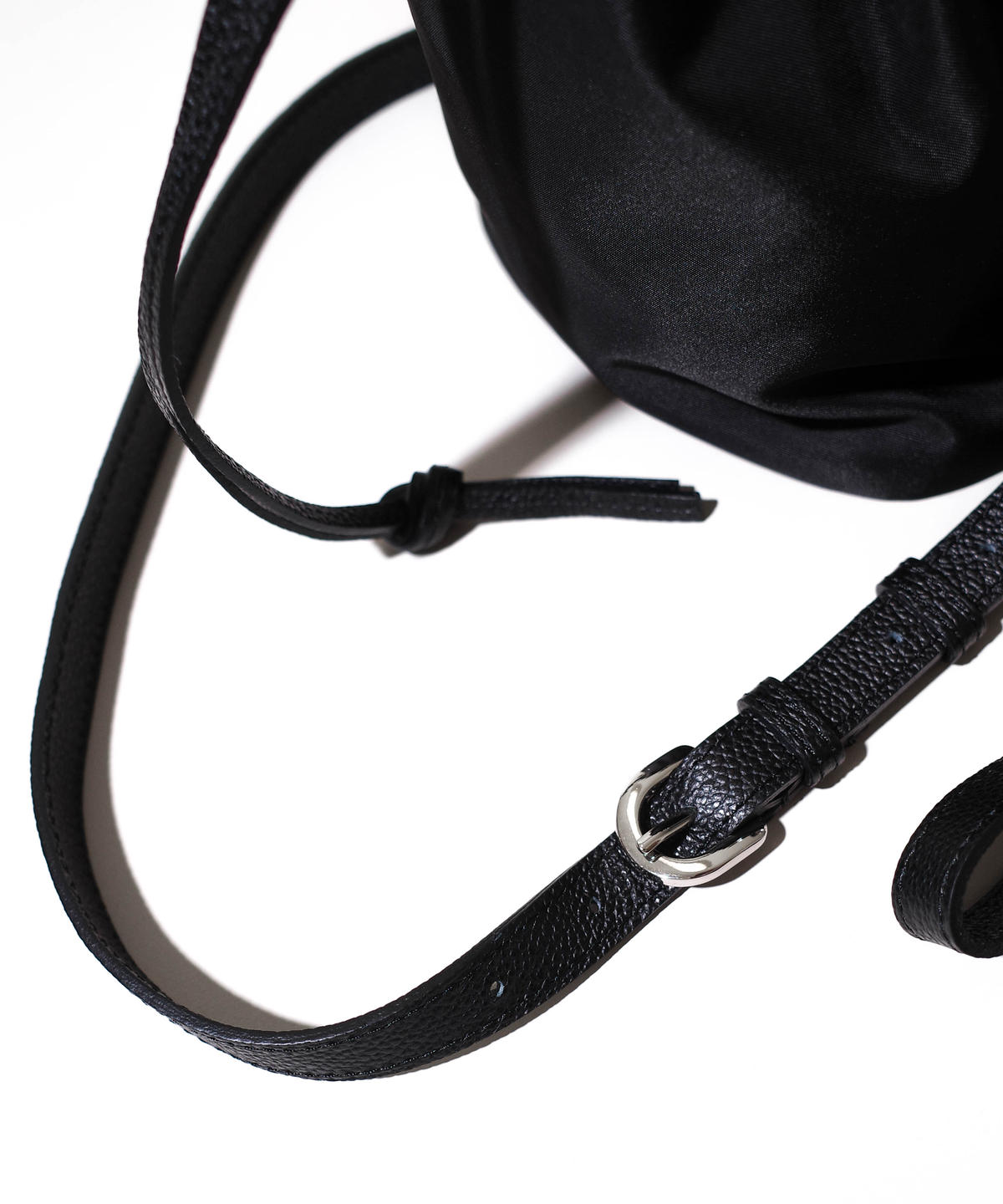 #01 LIMONTA NYLON DRAWSTRING BAG | CTHY