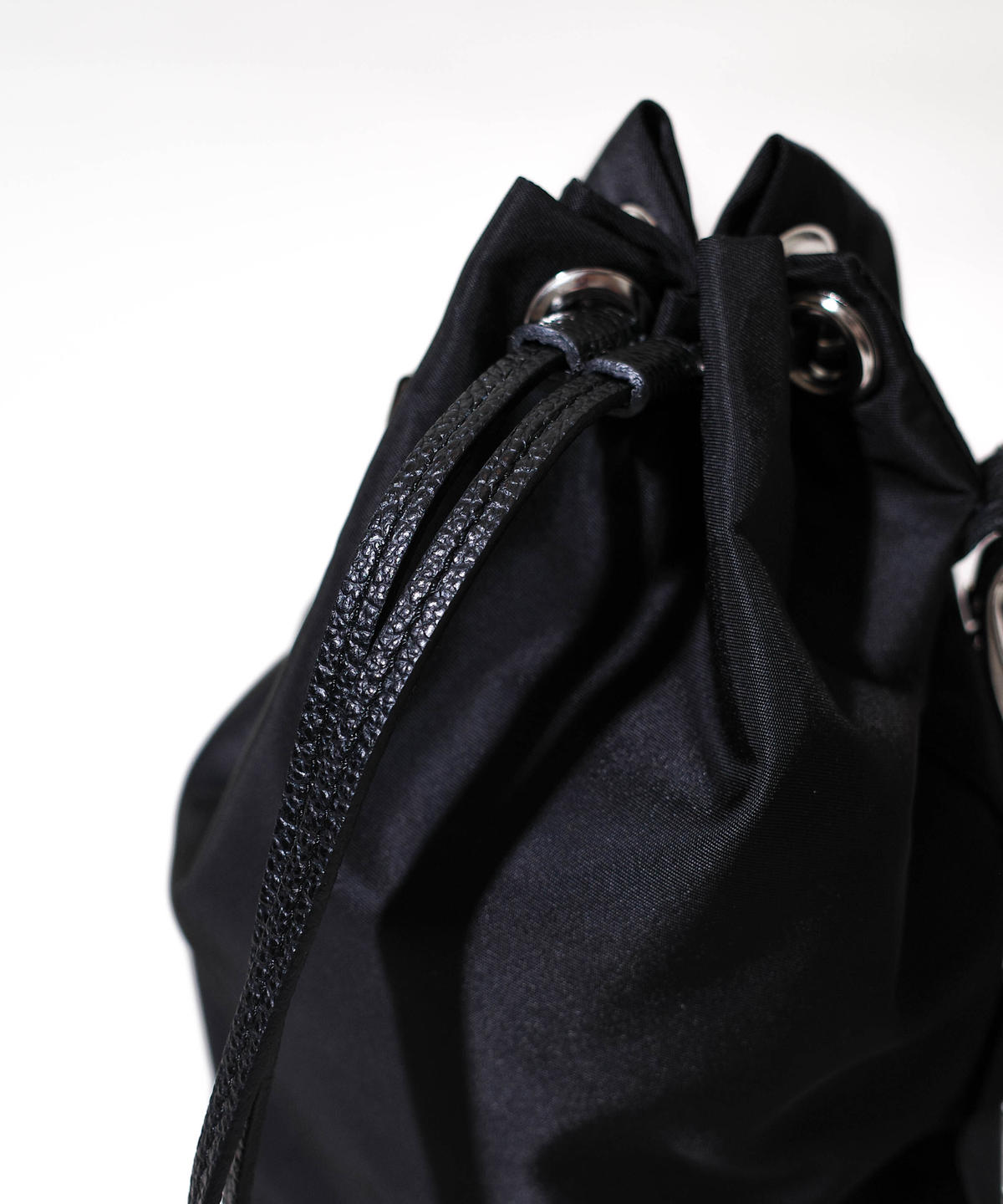 #01 LIMONTA NYLON DRAWSTRING BAG | CTHY