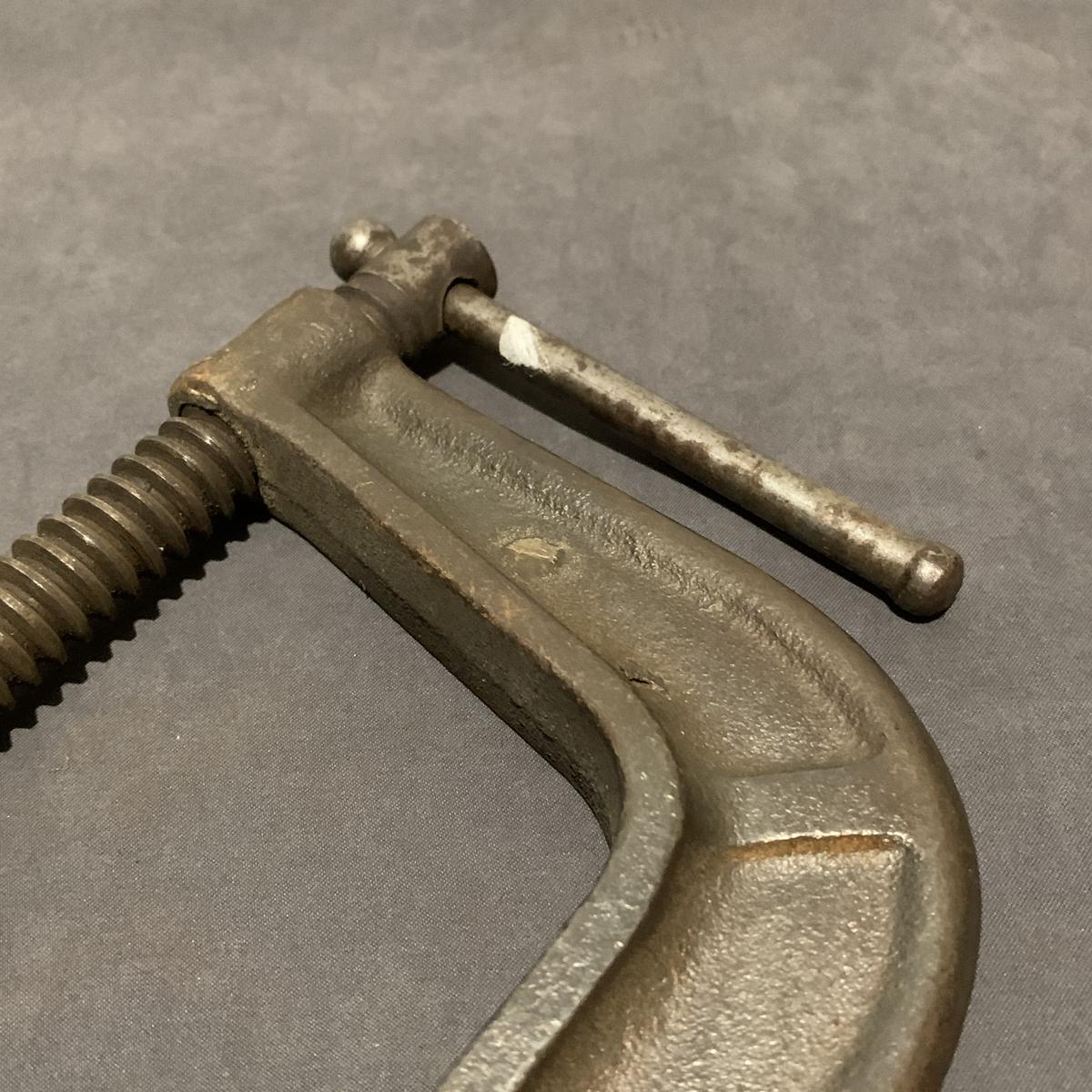 ANTIQUE CLAMP[13866] | Scratch