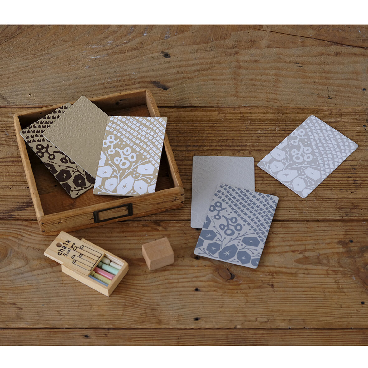 emboss-card / ohana-batake | salvia