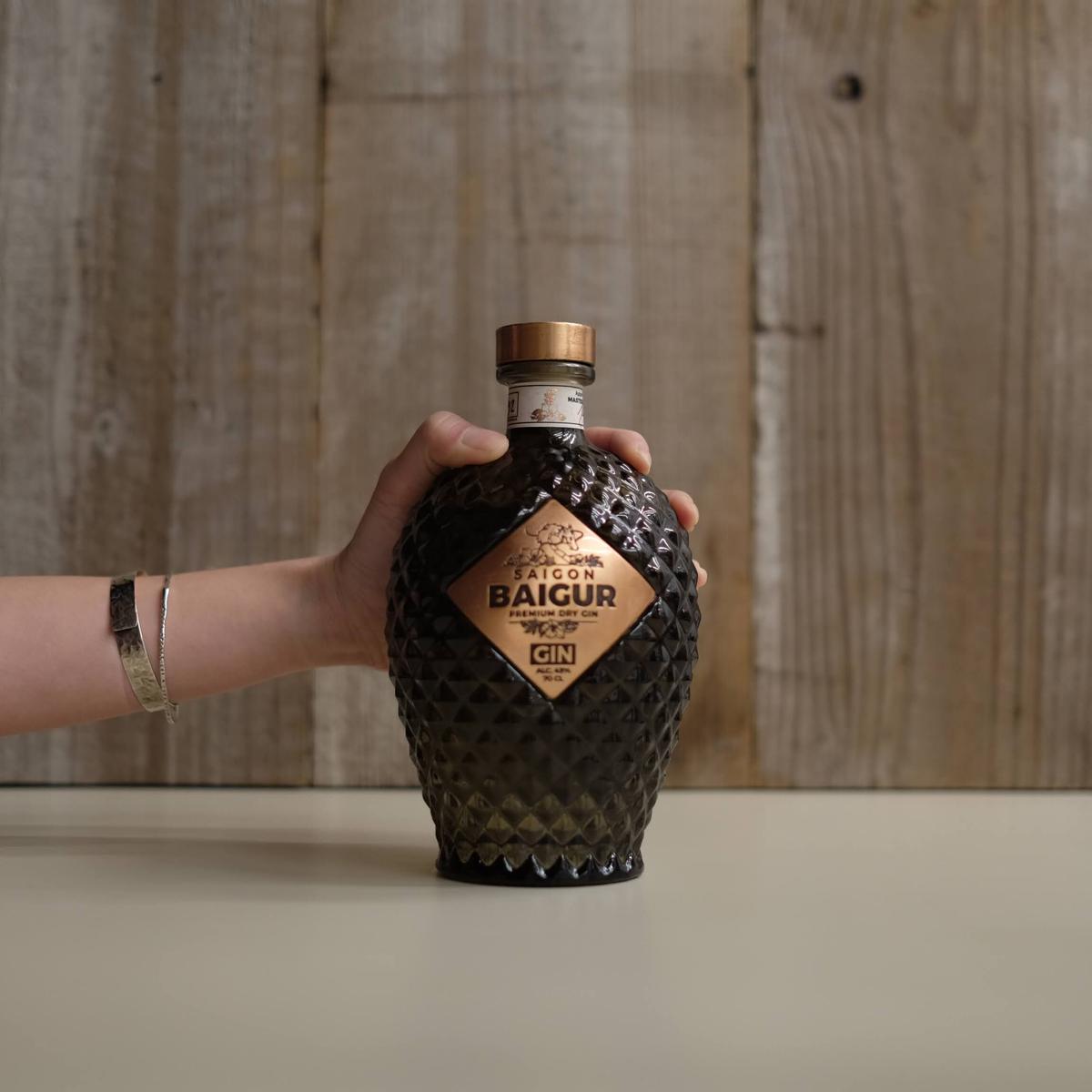 SAIGON BAIGUR PREMIUM DRY GIN | GIN BOTTLE SHOP