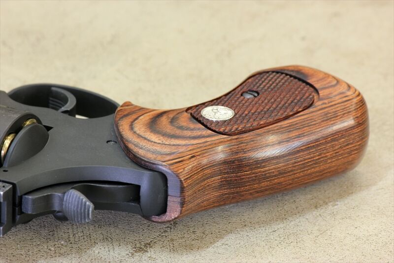 ウッドグリップ｜マルシン工業 コルトアナコンダ ｜チェッカー/ブラウン [AWG-1464]