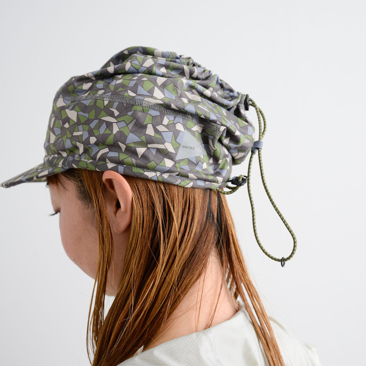 and wander / Geometric printed soft shell cap