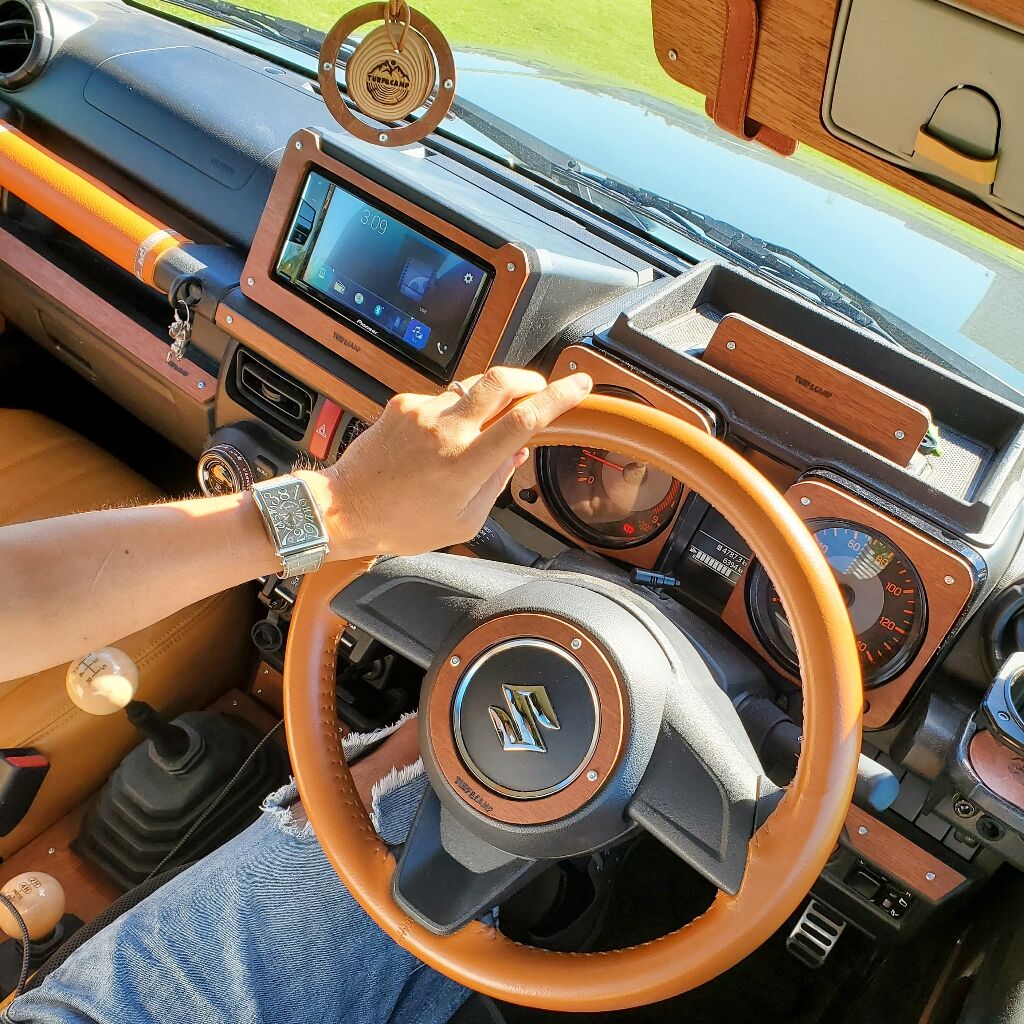 単発限定販売！ [メーターパネル ] 新型ジムニーウッドパネルJB64/74 | TURF...