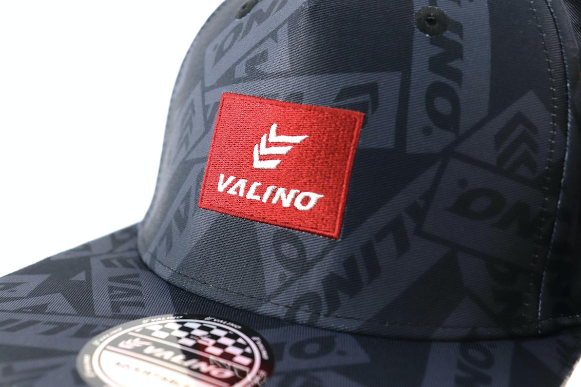 VALINOステッカーボムデザインキャップ BLACK No47501939 | VALIN...