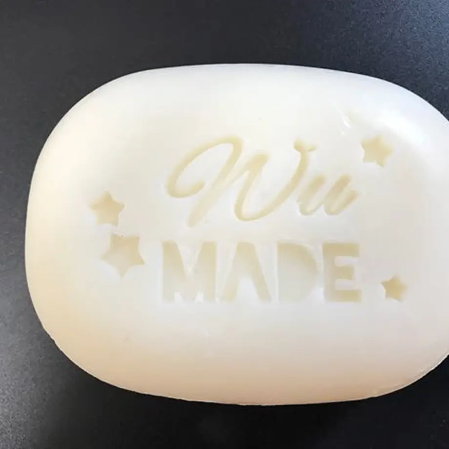 オーダーメイドのアクリルスタンプ（2個セット） | Happy Soaping